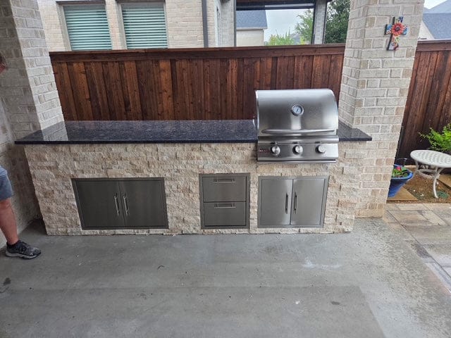 Custom Outdoor Kitchen Islands